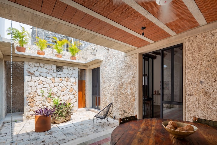 Casa Chembech, Architectural Gem Mejorada/downtown - Messico
