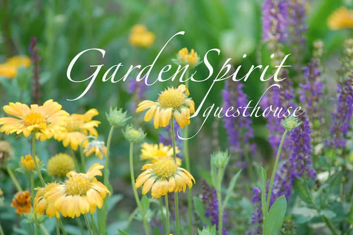 Peaceful Garden Retreat 4 Br, Private & Comfy - 더럼