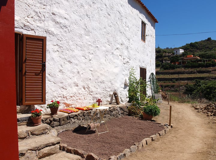 Cozy Studio In 400 Years Old Farm - Teror