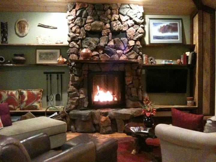 Volcano Rainforest Lodge - Volcano, HI