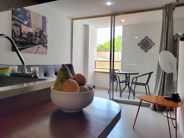 502 Nice Studio Close Metro Station - Medellín, Colombia