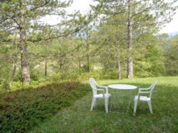 Chambre Provençale Aux Ecureuils - Nyons
