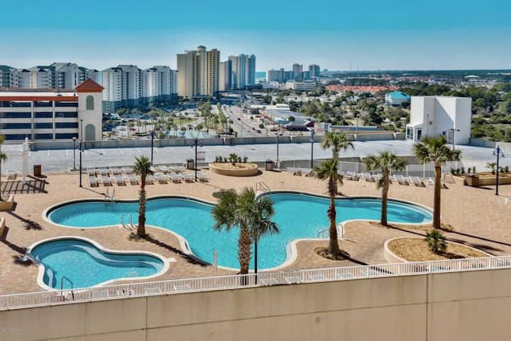 Beach Getaway At Laketown Wharf Panama City Beach - Panama City Beach, FL