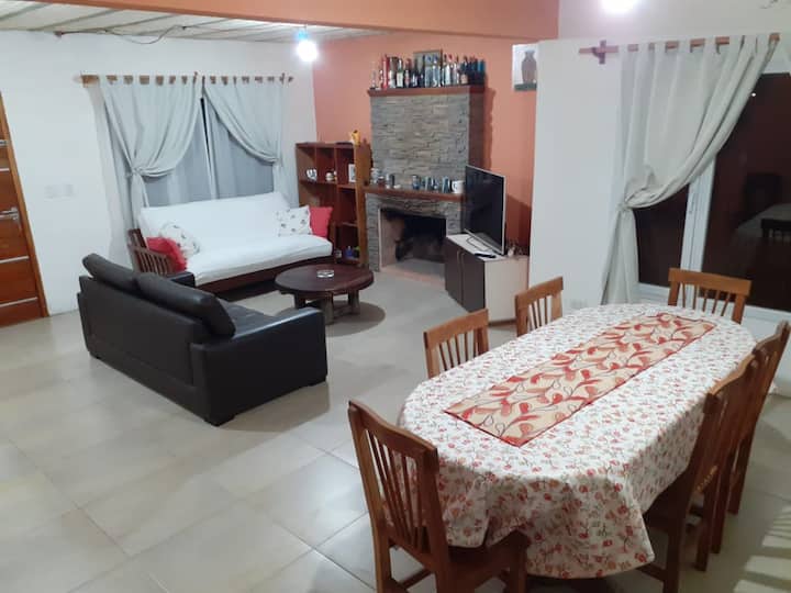 Hermosa Casa En Ostende P/ 9/10 P. A 6 C. Del Mar - Pinamar