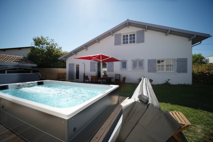 Villa Avec Piscine Privée à 500 Mètres De La Plage - Bidart