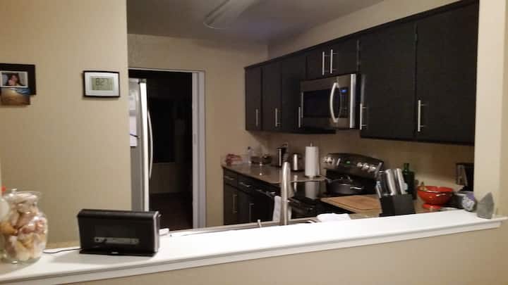 Van Lifers Need A Room? - Lodi, CA