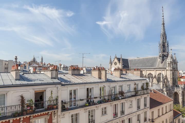 Un Joli Nid Sur Les Toits De Paris - París