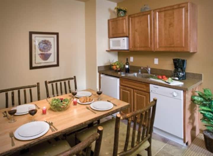 Beautiful Condo At Worldmark Taos! Sleeps 4 - Taos, NM