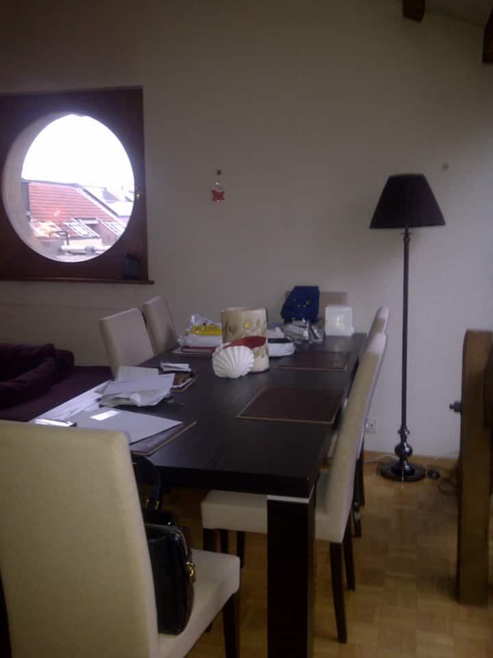 Double Bed On A Mezzanine Floor - Genève