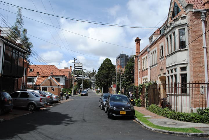 Excellent Location Charming Studio - Bogotá