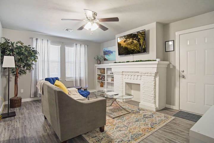 1 Bed Executive W/ Office Near Ou Med And Downtown - Oklahoma City, OK