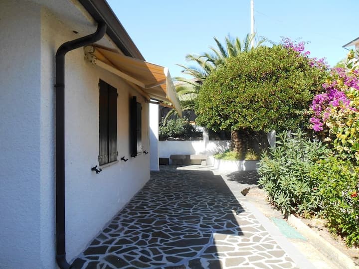 Casa Delle Ginestre- Villa Al Mare- Porto Alabe - Sardinia