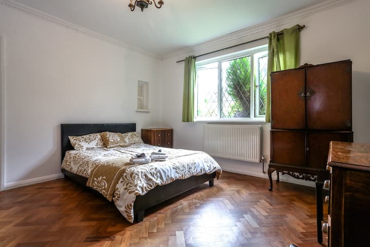 Guest House Ellipse - Whetstone - Londres