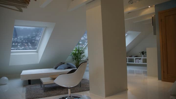 Modern Attic Apartment - Bergen, Norway