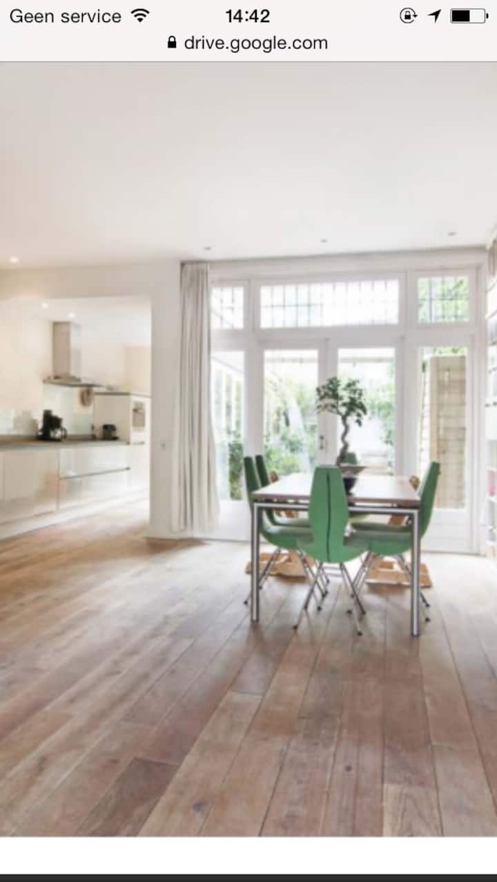 Large Canalhouse In Centre - Gouda