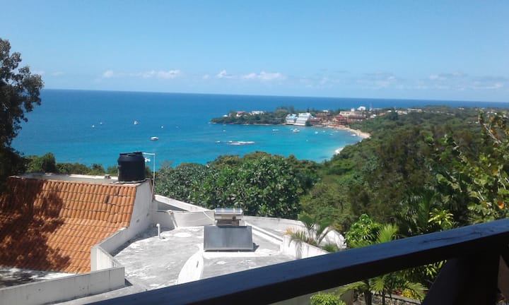 Sweeping Views Of Playa Sosua - Studio Apartment - República Dominicana