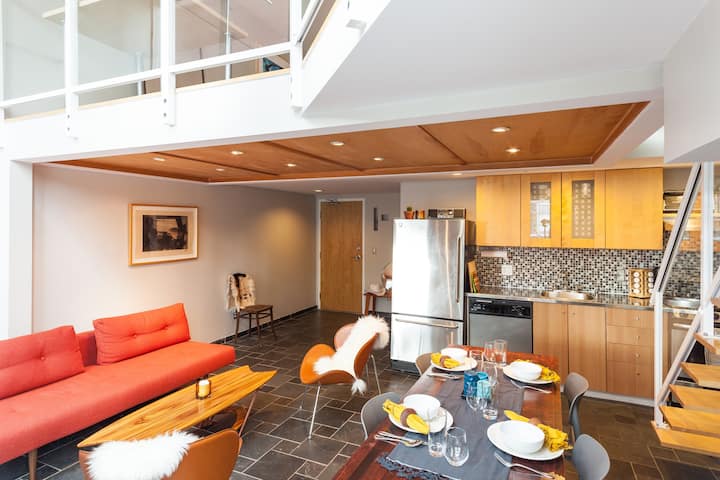 Modern Loft Near Bc Place | Walk To Fifa Matches - Vancouver