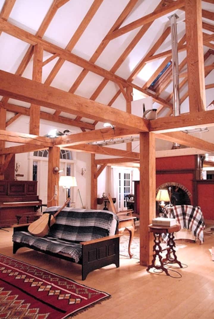 Wonderful House On 24 Private Acres - Claremont, NH