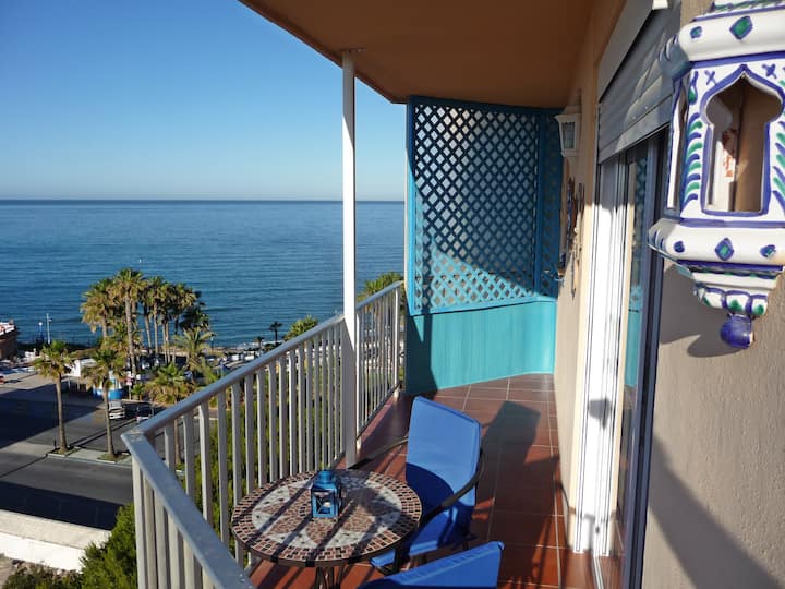 Seafront Studio-panoramic Sea Views - Torrox