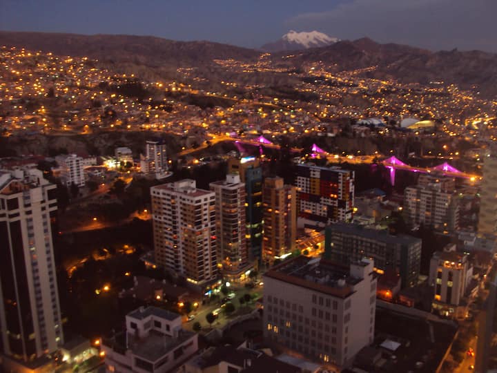 Stay At The Tallest Building! - La Paz (Bolívia)