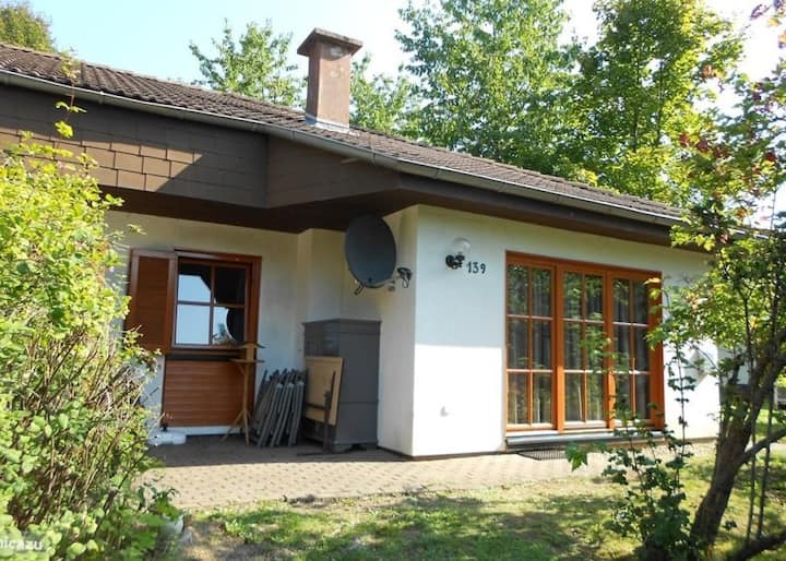 Gemütlicher Ferienbungalow In Frankenau, Mit Wlan - Frankenau