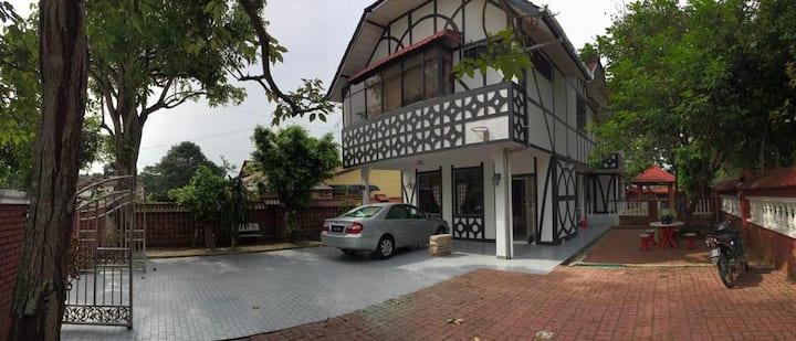 Double Storey Bungalow For Rent!!! - Kulai