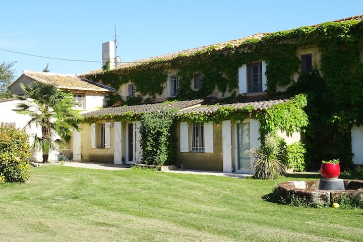 La Commanderie - 18 Pers.  Piscine Privée Chauffée - Saint-Gilles