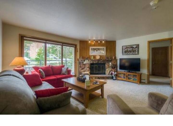 Buffalo Village Condo - Silverthorne, CO