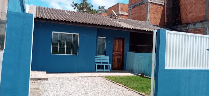 Casa Por Dia, Na Praia, Matinhos Para 10 Pessoas. - Matinhos
