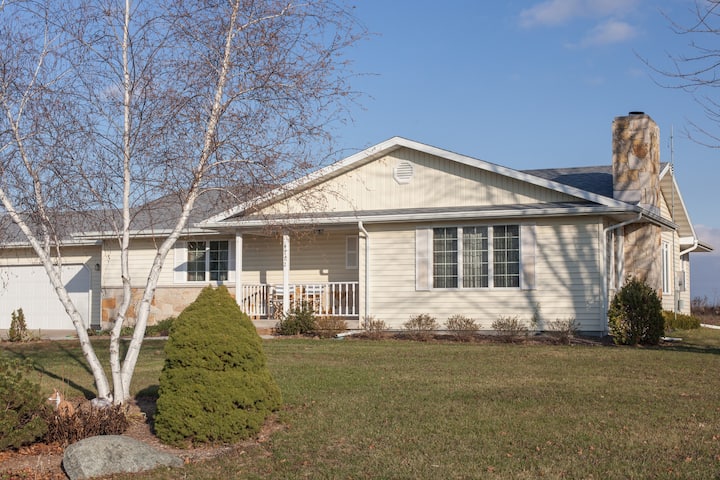 Countryside Home Minutes To Madison - Middleton, WI