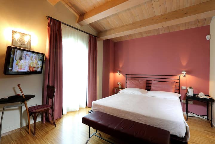 Chambre Romantique Dans La Villa Ca Lunga - Imola