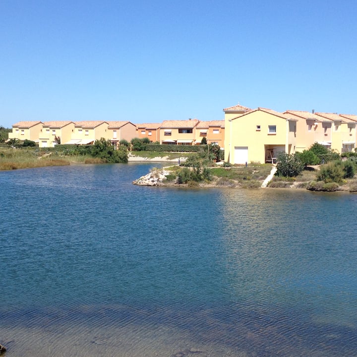 Spectacular Beachfront House In Naturist Resort - Leucate