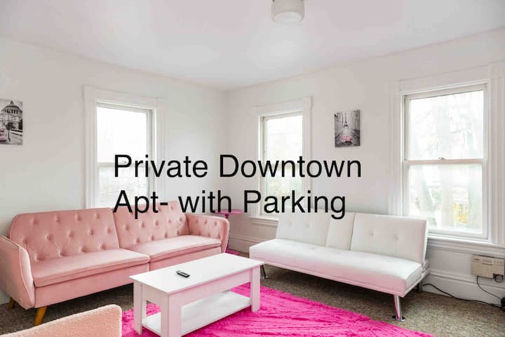 Newly Renovated! - Sunny, Plush, Comfy, W /Coffee! - Burlington, VT