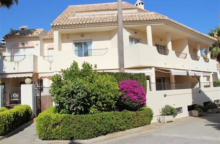 Marbella - El Arenal - Costabella In El Rosario - Marbella