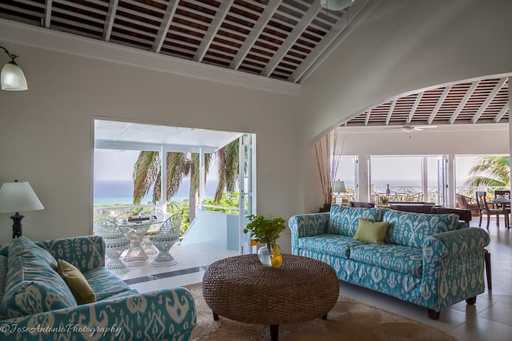 Serendipity Mobay - Luxury/full Staff/4- 6 Bdrms - Montego Bay