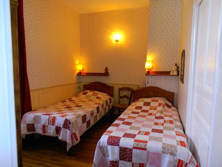 Suite Familiale, Coin Cuisine, Entrée Indépendante - Lourdes
