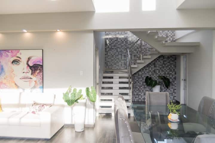 Hermoso Duplex Familiar (Piscina Compartida ) - Tarapoto