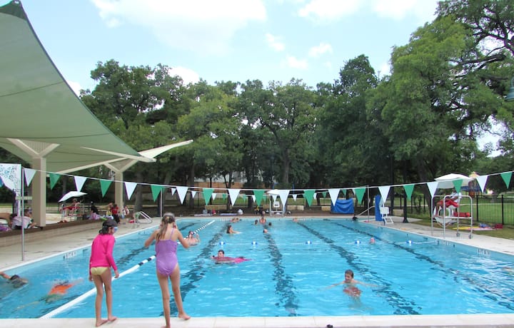 Central Austin-office, Pools, Walk To Park, Trails - Texas