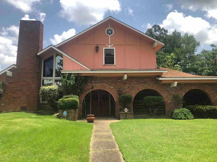 House Of Chaleur - BREC's Baton Rouge Zoo