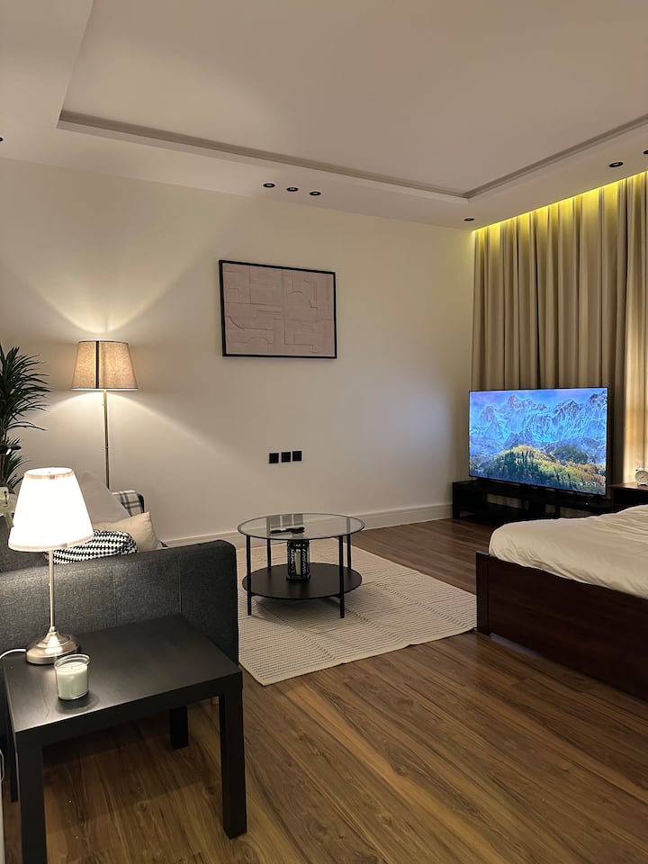 استديو فاخر وسط المدينة السليمانيه(دخول ذاتي) - Riyadh