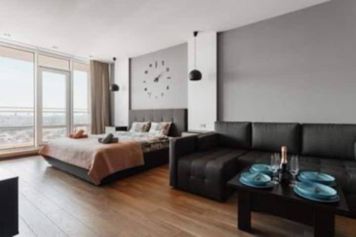 25floorvip!grey Apartment In Arcadia With Terrace - Odesa
