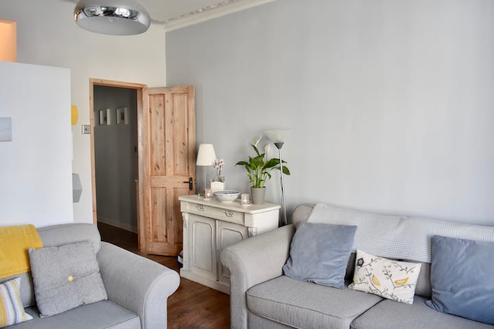Cosy 2 Bed Flat Near Brighton - Brighton
