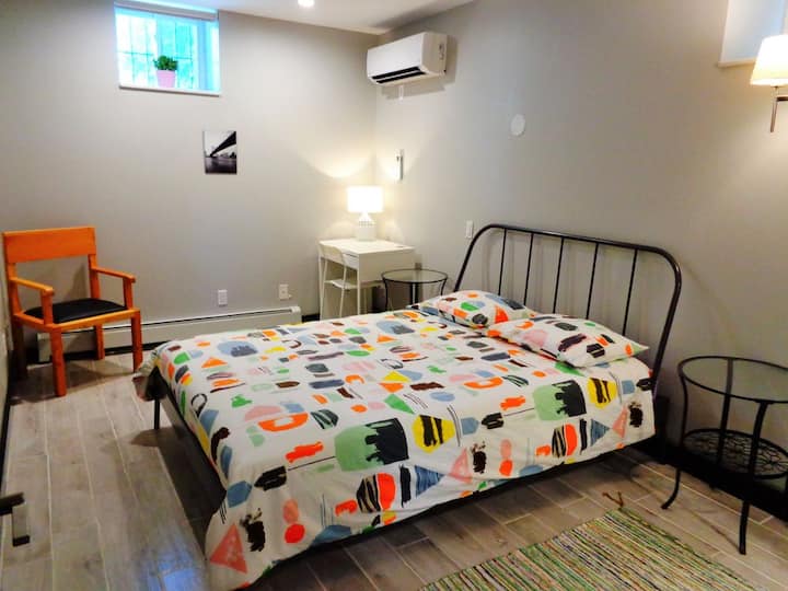 Renovated 4br, 2 Full Bath With Washer & Dryer - New York City