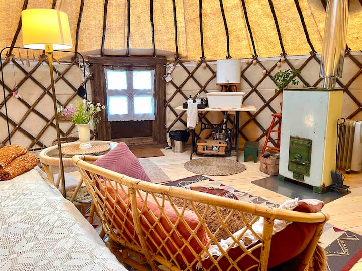 Jurtta Kotieläintilalla - Porvoo