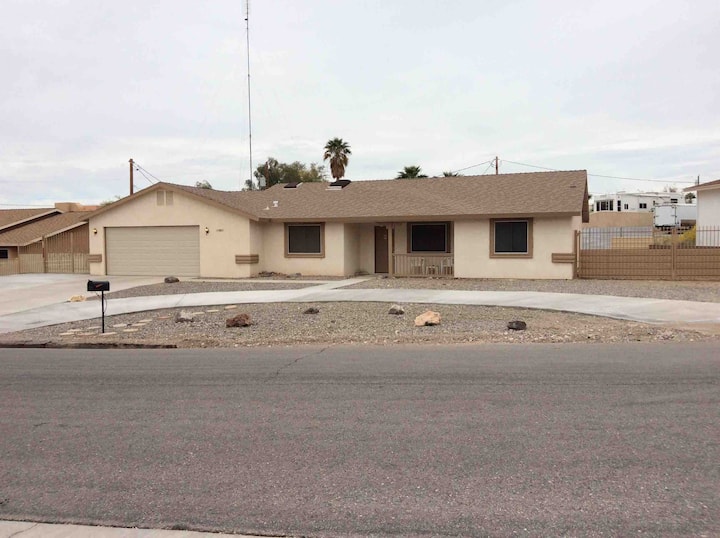 Havasu Special 3/2 1300 Sq.ft - Lake Havasu City, AZ