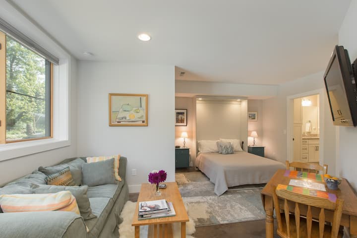 Blue Ridge Retreat - Asheville, NC