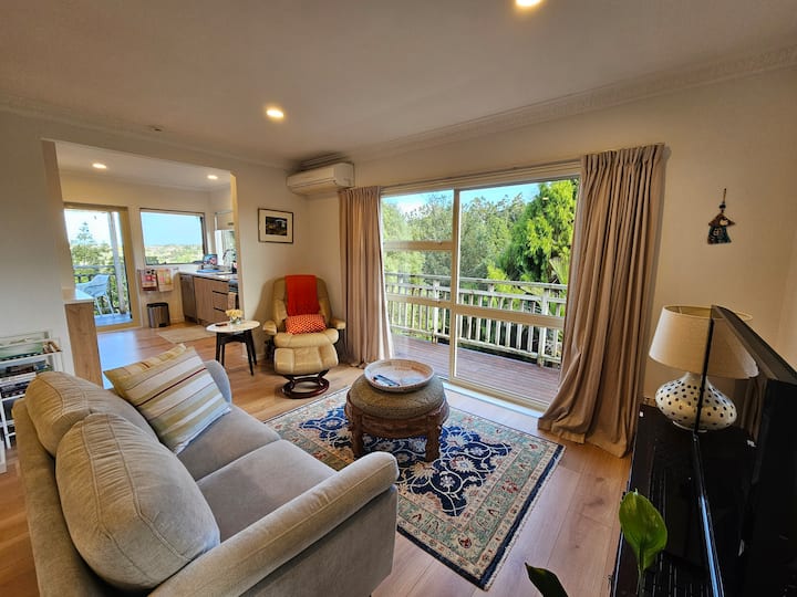 Kauri View Cottage - 2 Bedroom Self Contained Unit - Auckland