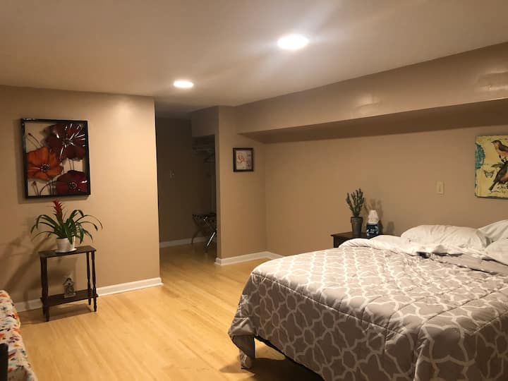 Studio With Private Entrance - Hendersonville, NC