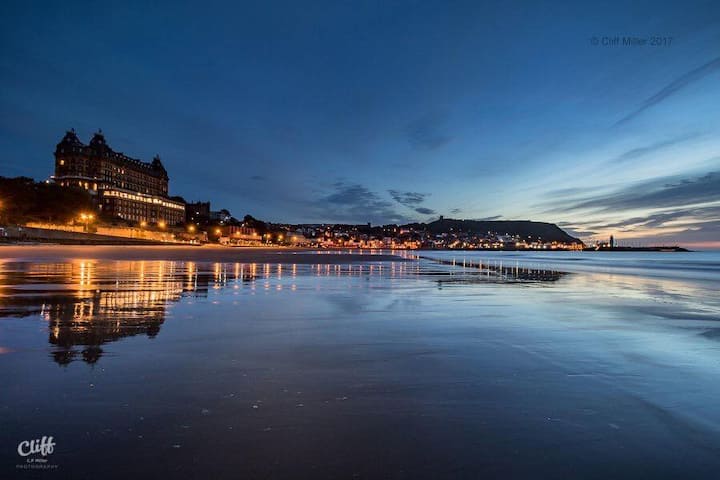 Cosy Coastal Top Floor Apartment In Scarborough - Scarborough