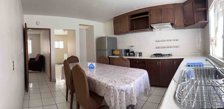 2 Casas Frente A Frente: Perfectas Para Grupos 22p - Durango